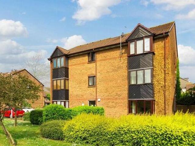 2 Bedroom Apartment For Sale In West Drayton