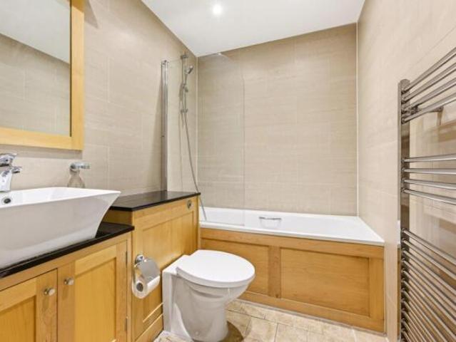2 bedroom apartment for sale in West Hall, Napsbury Park, St Albans, Herts, AL2