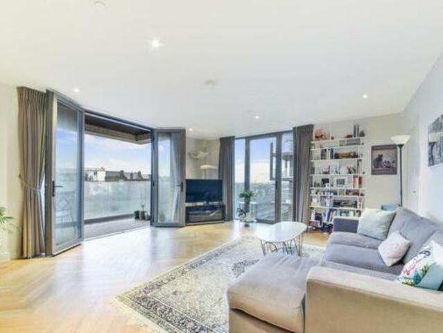2 Bedroom Apartment For Sale In West Hampstead, London