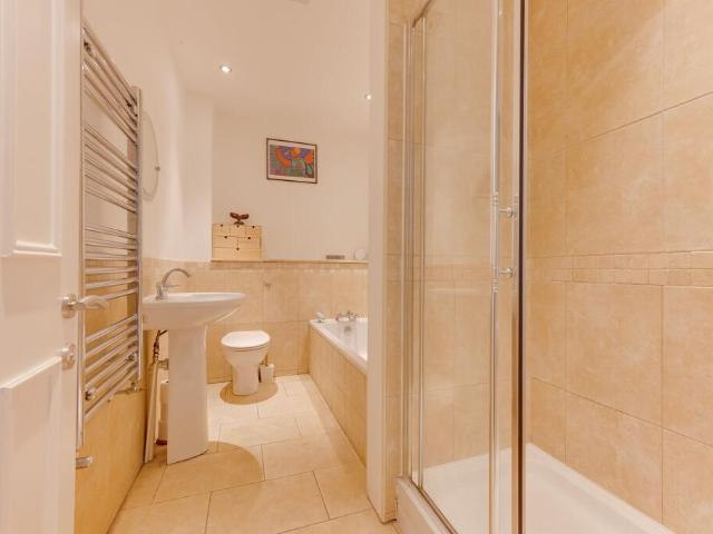 2 bedroom apartment for sale in Westbourne Road, Westbourne Manor, S10