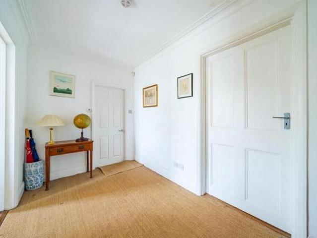 2 bedroom apartment for sale in Western Terrace, The Park, NG7