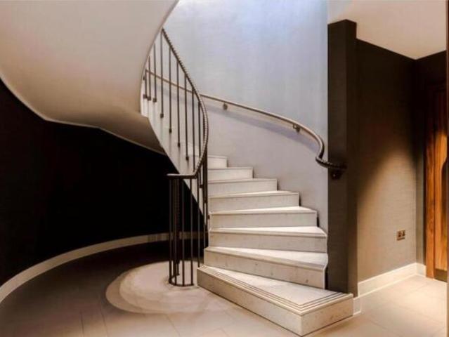 2 bedroom apartment for sale in Westmark Tower, 1 Newcastle Place, London W2