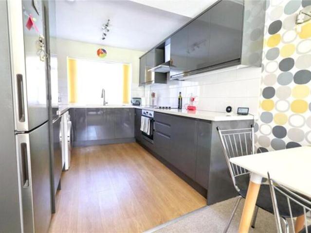 2 bedroom apartment for sale in Weston Park Court, Weston Park East, Bath, BA1
