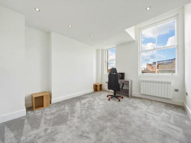 2 bedroom apartment for sale in Wheeler Gate, Nottingham, NG1