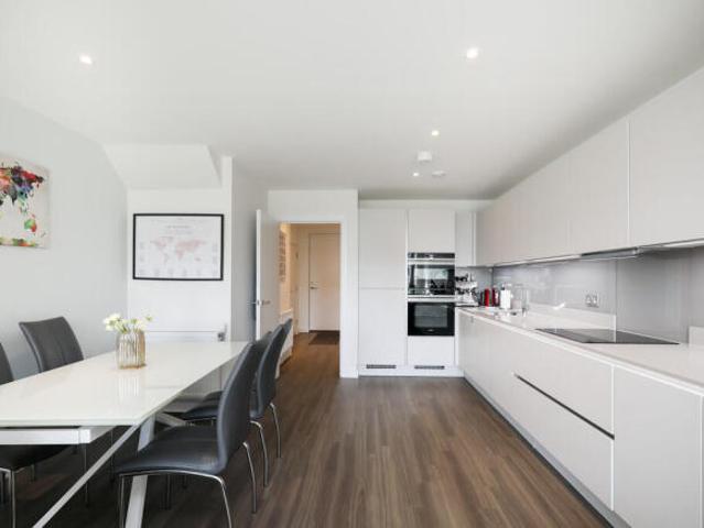 2 bedroom apartment for sale in Whelan Road, London, W3