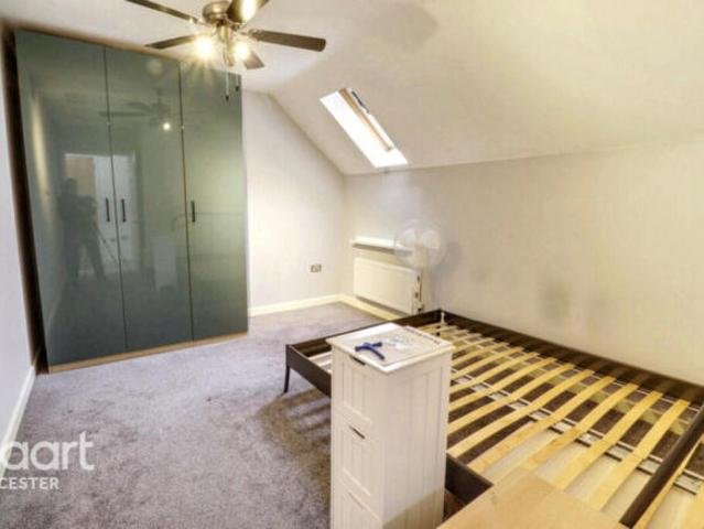 2 bedroom apartment for sale in White Hart Close, Leicester, LE4
