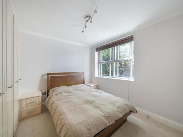 2 bedroom apartment for sale in Willesden Lane, London NW2
