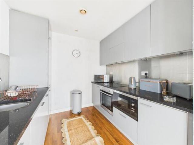2 bedroom apartment for sale in William Jessop Way, Liverpool, L3