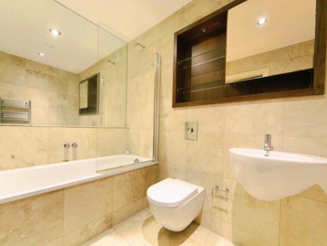 2 bedroom apartment for sale in William Jessop Way, Liverpool, Merseyside, L3