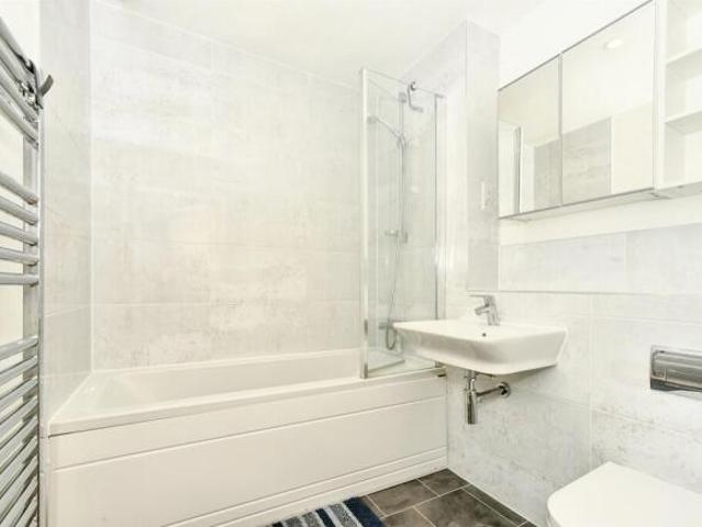 2 bedroom apartment for sale in William Morris Way, Tadpole Garden Village, Swindon, SN25