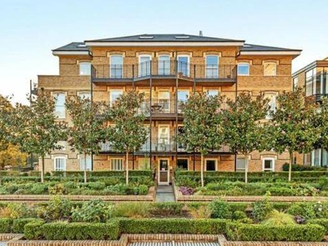 2 Bedroom Apartment For Sale In Wimbledon, London
