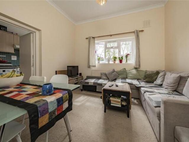 2 bedroom apartment for sale in Wimbledon Park Road, Southfields, SW18