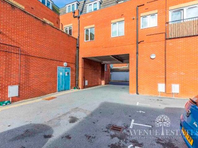 2 bedroom apartment for sale in Wimborne Road, Bournemouth, Dorset, BH9