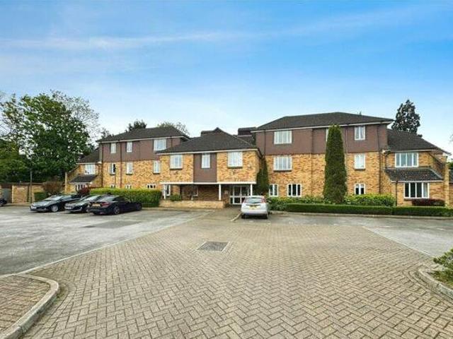 2 Bedroom Apartment For Sale In Windsor