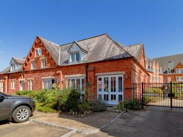 2 Bedroom Apartment For Sale In Windsor