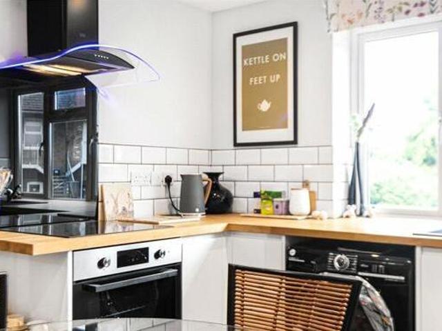 2 Bedroom Apartment For Sale In Windsor