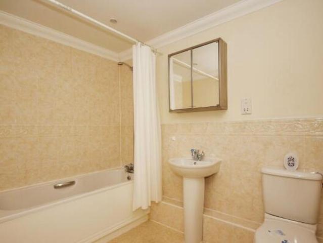 2 bedroom apartment for sale in Windsor Street, Leamington Spa, CV32
