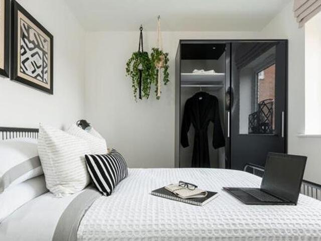 2 Bedroom Apartment For Sale In Wixams, Bedfordshire