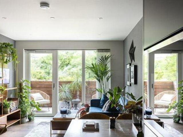 2 Bedroom Apartment For Sale In Wood Green