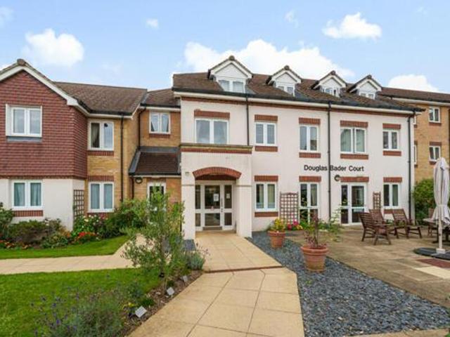 2 Bedroom Apartment For Sale In Woodley