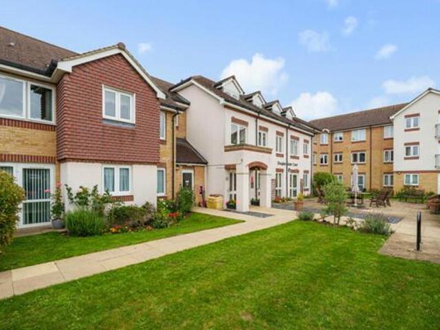 2 Bedroom Apartment For Sale In Woodley