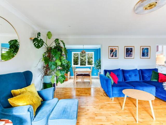 2 bedroom apartment for sale in Woodley Headland, Peartree Bridge, Milton Keynes, MK6