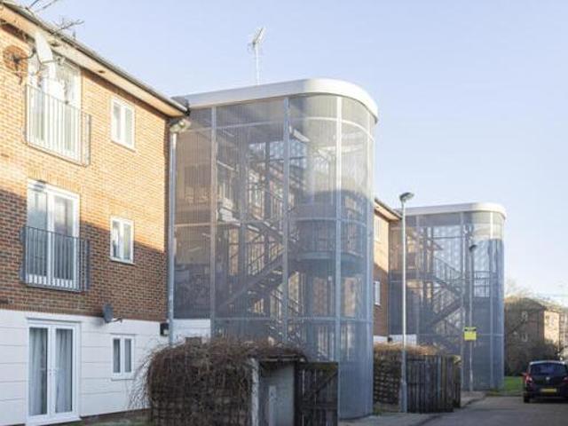 2 Bedroom Apartment For Sale In Woolwich