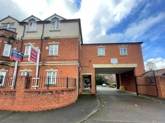 2 Bedroom Apartment For Sale In Wolverhampton, West Midlands