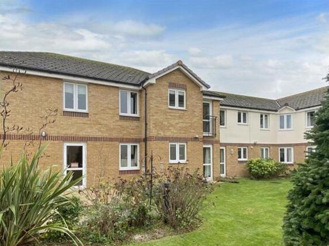2 Bedroom Apartment For Sale In Worthing Road