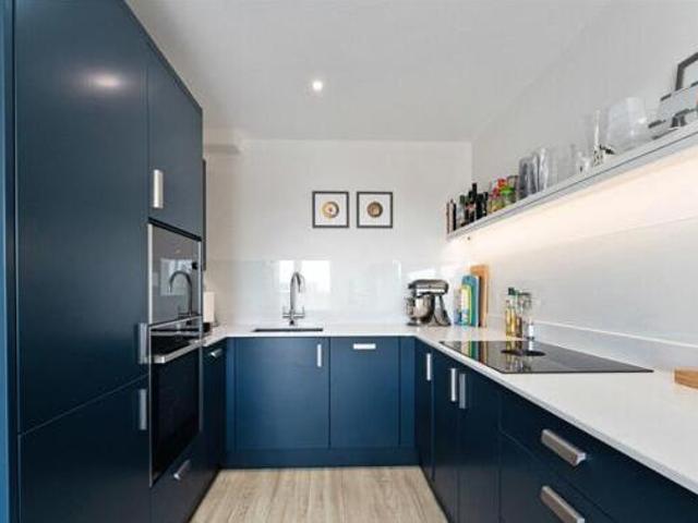 2 Bedroom Apartment For Sale In 150 Hills Road, Cambridge