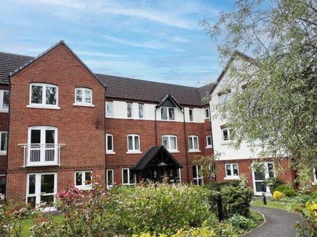 2 Bedroom Apartment For Sale In 15 Lugtrout Lane, Solihull