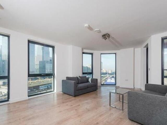 2 Bedroom Apartment For Sale In 18 Williamsburg Plaza, Canary Wharf