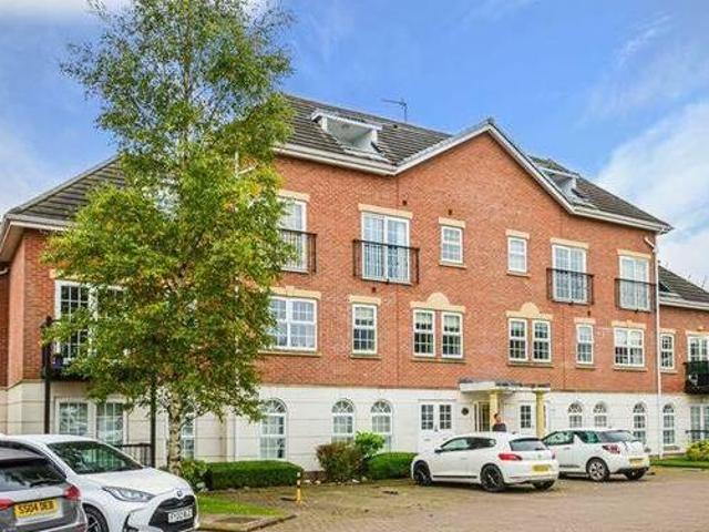 2 bedroom apartment for sale in 101 Garden Close PoultonLeFylde FY6 7WG FY6