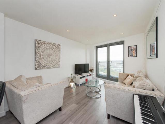 2 bedroom apartment for sale in 112 Echo Central, Cross Green Lane, Leeds, LS9