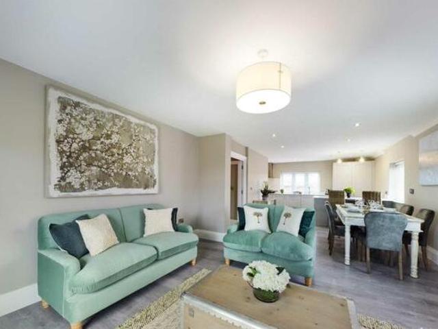 2 Bedroom Apartment For Sale In 11 Windrush Heights