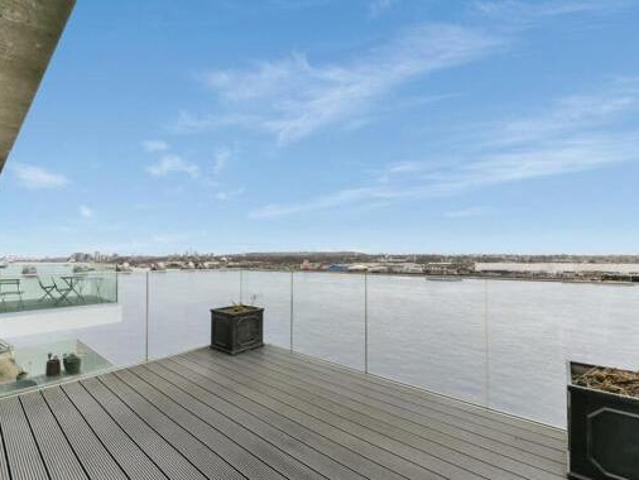 2 Bedroom Apartment For Sale In 12 Cable Street, London