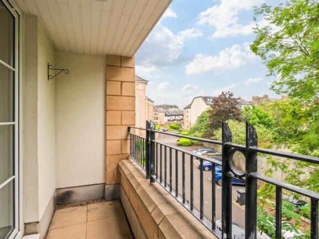 2 bedroom apartment for sale in 12 Flat 4 Powderhall Road, Canonmills, Edinburgh, EH7 4GB, EH7