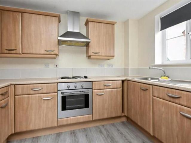 2 bedroom apartment for sale in 12 Horton House, Chapman Road, Thornbury, Bradford, West Yorkshire, BD3