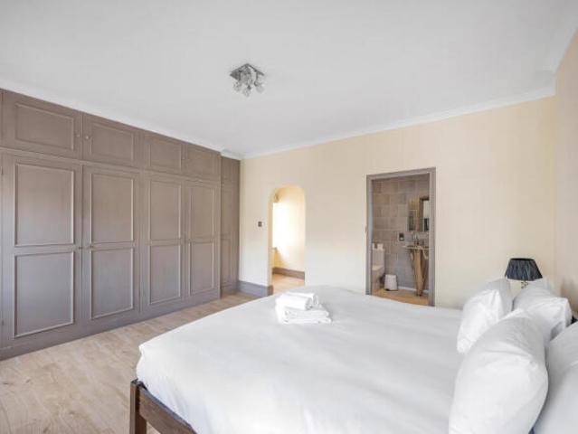 2 bedroom apartment for sale in 26 Eaton Terrace, Belgravia, London, SW1W