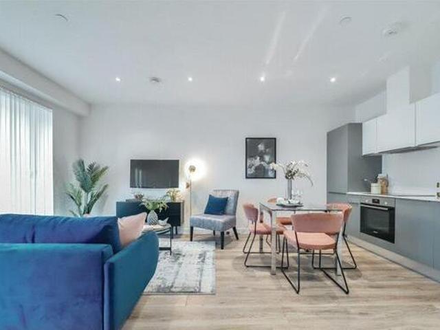2 Bedroom Apartment For Sale In 272 Field End Road