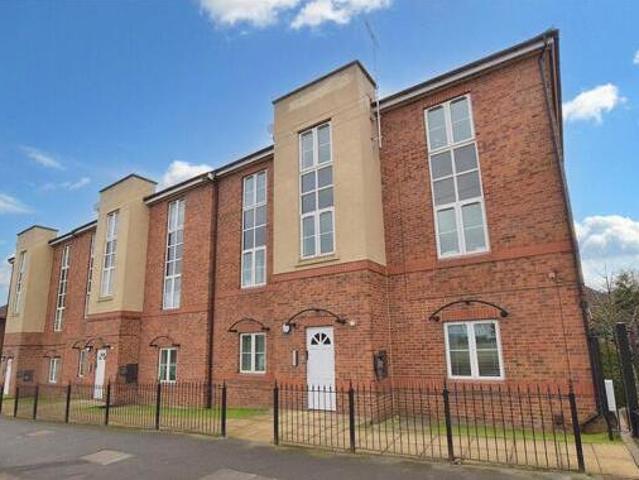 2 Bedroom Apartment For Sale In 211 Stanningley Road, Armley