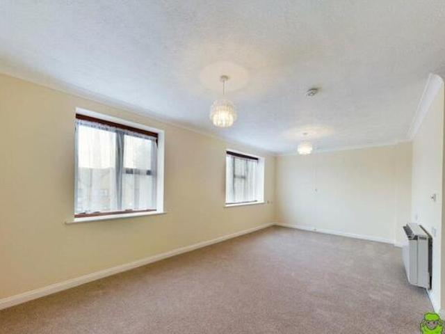 2 Bedroom Apartment For Sale In 23 Erith Road