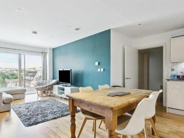 2 Bedroom Apartment For Sale In 386 Streatham High Road, London