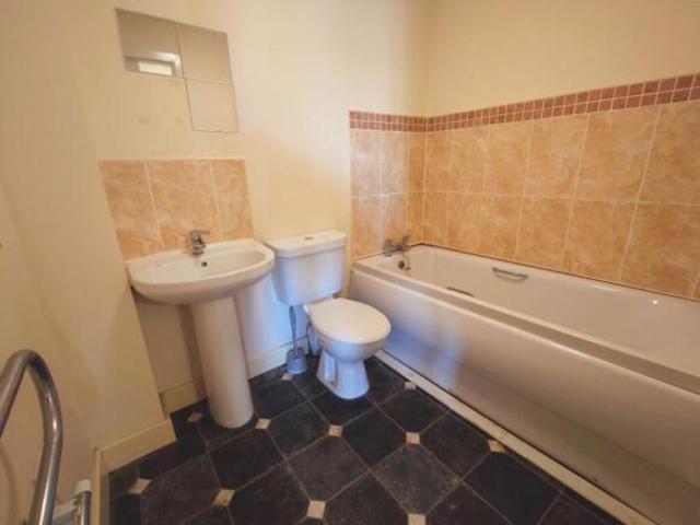 2 bedroom apartment for sale in 3 Woodbank View, Stoke on Trent, Staffordshire, ST6 3EY, ST6