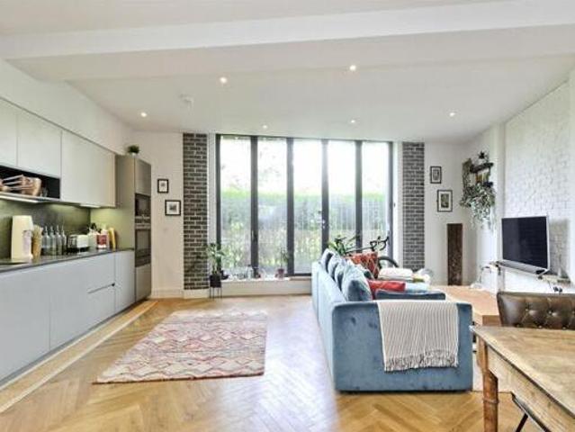 2 Bedroom Apartment For Sale In 49 Atalanta Street, London
