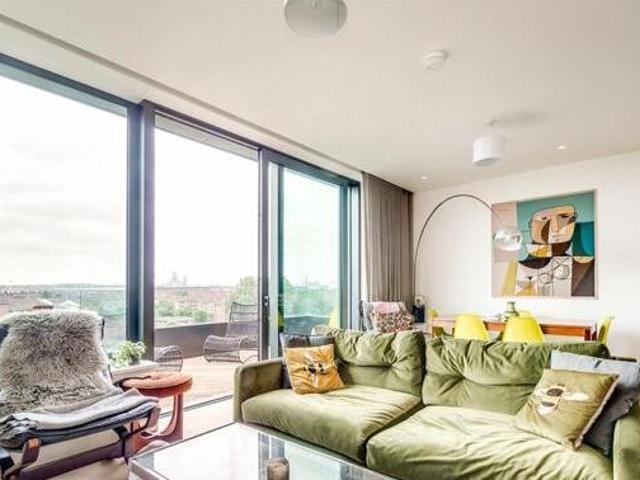 2 Bedroom Apartment For Sale In 4 Wood Crescent, London