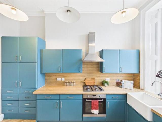 2 bedroom apartment for sale in 52/2 Murrayfield Avenue, Edinburgh, EH12