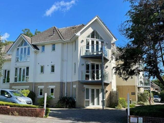 2 Bedroom Apartment For Sale In 53 Branksome Wood Road, Bournemouth