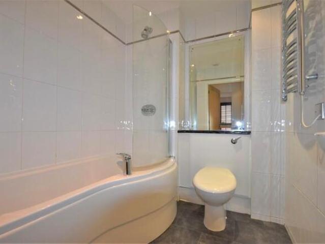 2 bedroom apartment for sale in 53 Sovereign Quay, Havannah Street, Cardiff, CF10 5SF, CF10