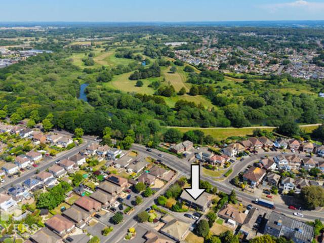 2 bedroom apartment for sale in 958 Castle Lane East, Bournemouth, BH7 6, BH7